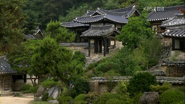 Social Strata of Joseon Dynasty – the talking cupboard