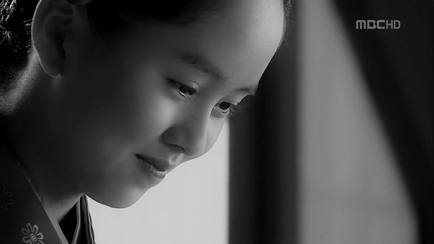 Bo Kyung (I) – the talking cupboard