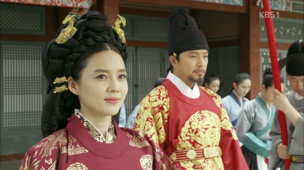 Royal Ladies of Joseon Dynasty – the talking cupboard